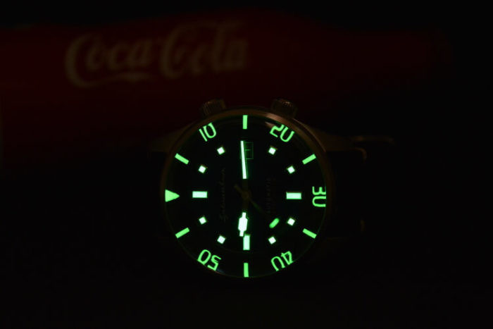 Super-LumiNova: Caratteristiche, colori e prezzo