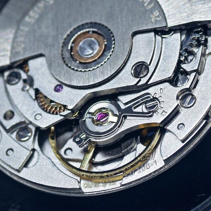 Sellita: Opinioni, Storia e i migliori orologi con Calibro SW200